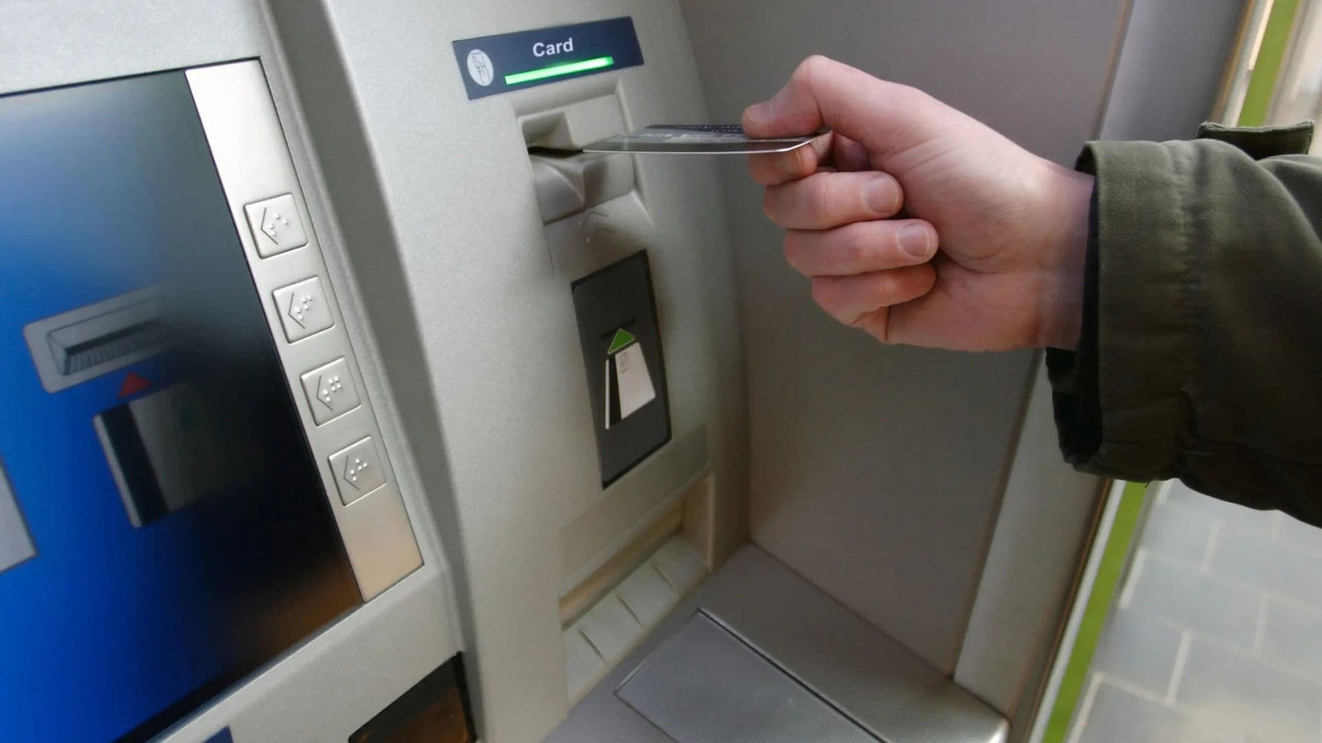 Can I Deduct Bank Fees? Your Complete Guide To Bank Fee Deductions